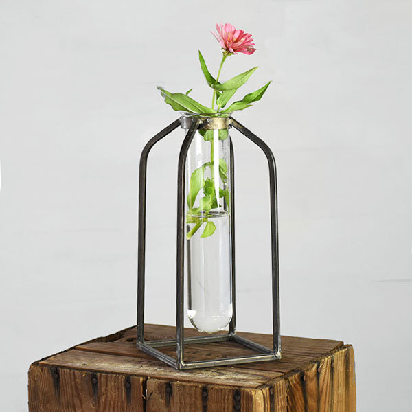 PD Home and Garden - PD Home and Garden